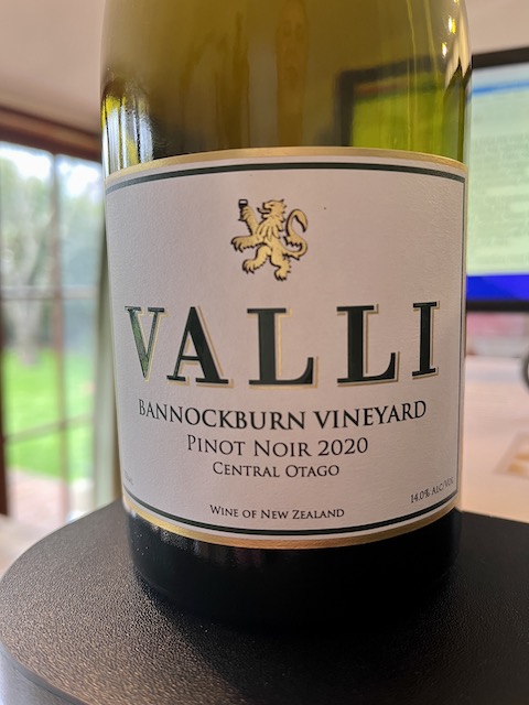 Valli Bannockburn Vineyard Central Otago Pinot Noir 2020 | Yvonne ... Valli Bannockburn Vineyard Central Otago Pinot Noir 2020 | Yvonne ...