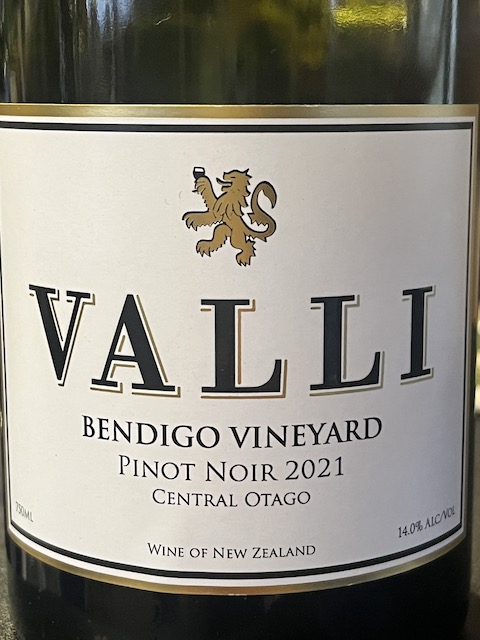 Valli Bendigo Central Otago Pinot Noir 2021 | Yvonne Lorkin – Wine ... Valli Bendigo Central Otago Pinot Noir 2021 | Yvonne Lorkin – Wine ...